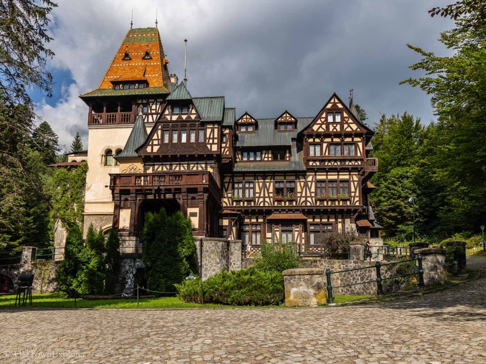 Explore Pelisor Castle | Old Town Explorer