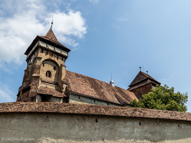 Explore Valea Viilor Fortified Church | Old Town Explorer